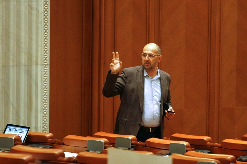 Kelemen: "E un conflict creat artificial. Pe Cetatea Neamțului este un ...