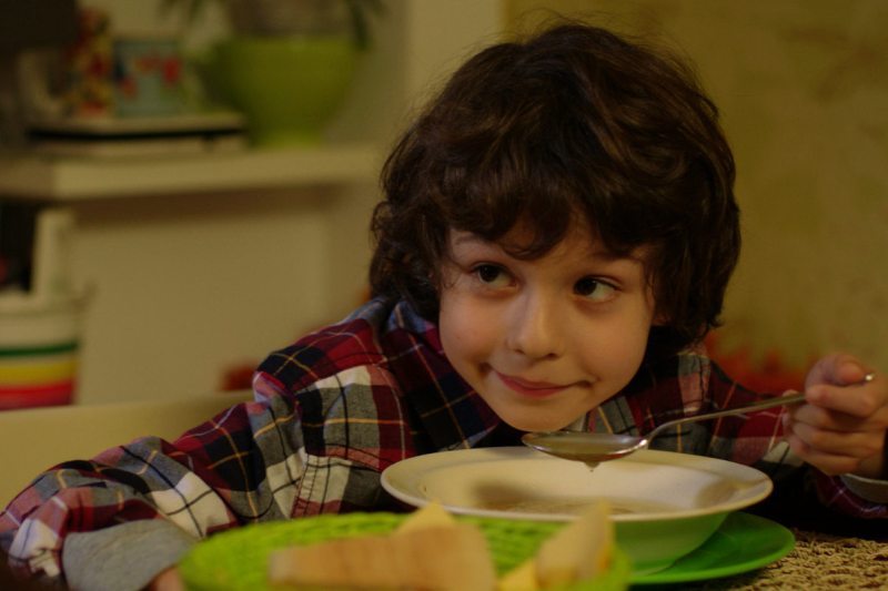 Comedia „Mamaia", un vis împlinit pentru micul actor Tudor Roșu