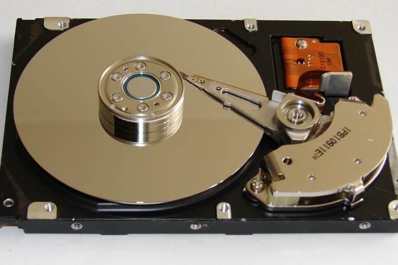 Cel mai subțire hard disk din lume are 1 TB capacitate de stocare