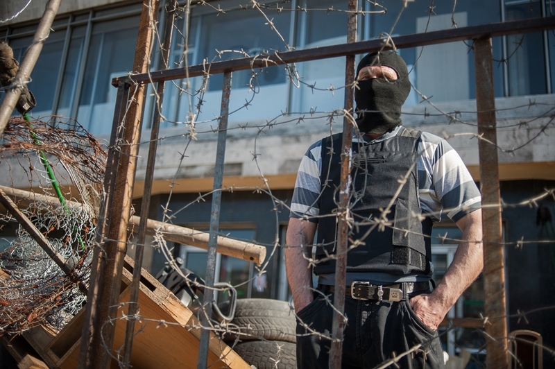 Mafia din Republica Moldova este suspectată că i-ar ajuta cu armament ...