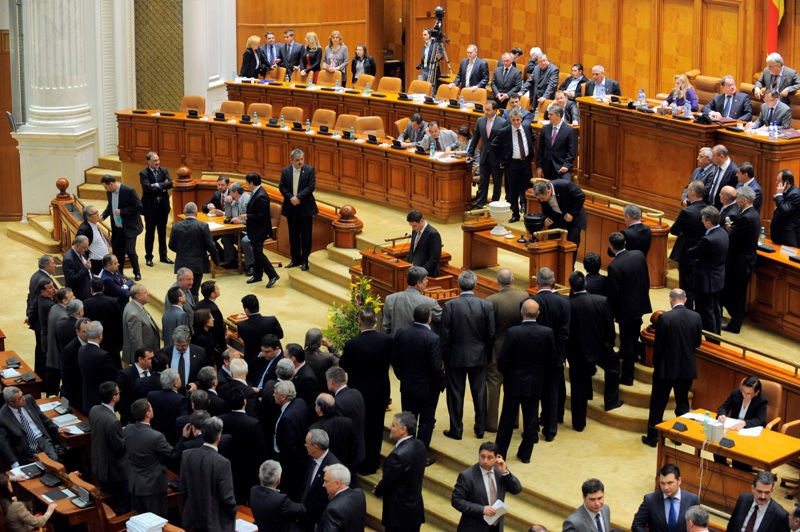 Parlamentari PSD propun închisoare pentru membrii Guvernului care ...