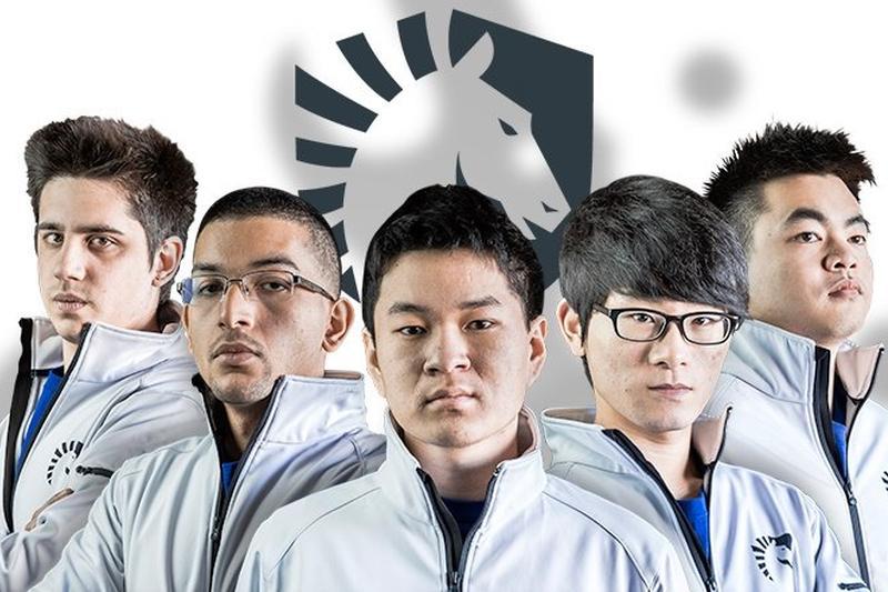 Cum trăiește o echipă de gameri profesioniști din Los Angeles, care ...