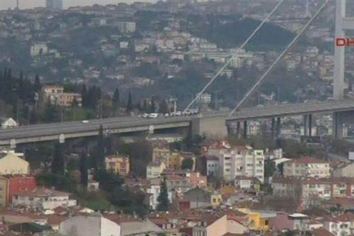 Alertă pe Podul Bosfor din Istanbul. Care a fost, de fapt, motivul ...