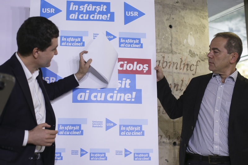 Dacian Cioloș, în sfârșit, ai cu cine!