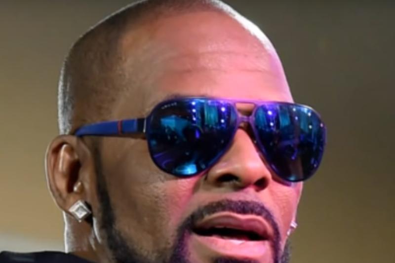 R. Kelly este vizat de noi acuzații de agresiune sexuală asupra unui minor