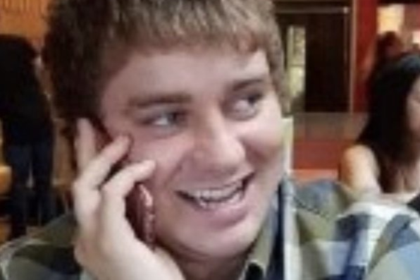 Glumă sfârșită tragic. Un bărbat a vrut să își păcălească iubita, însă ...