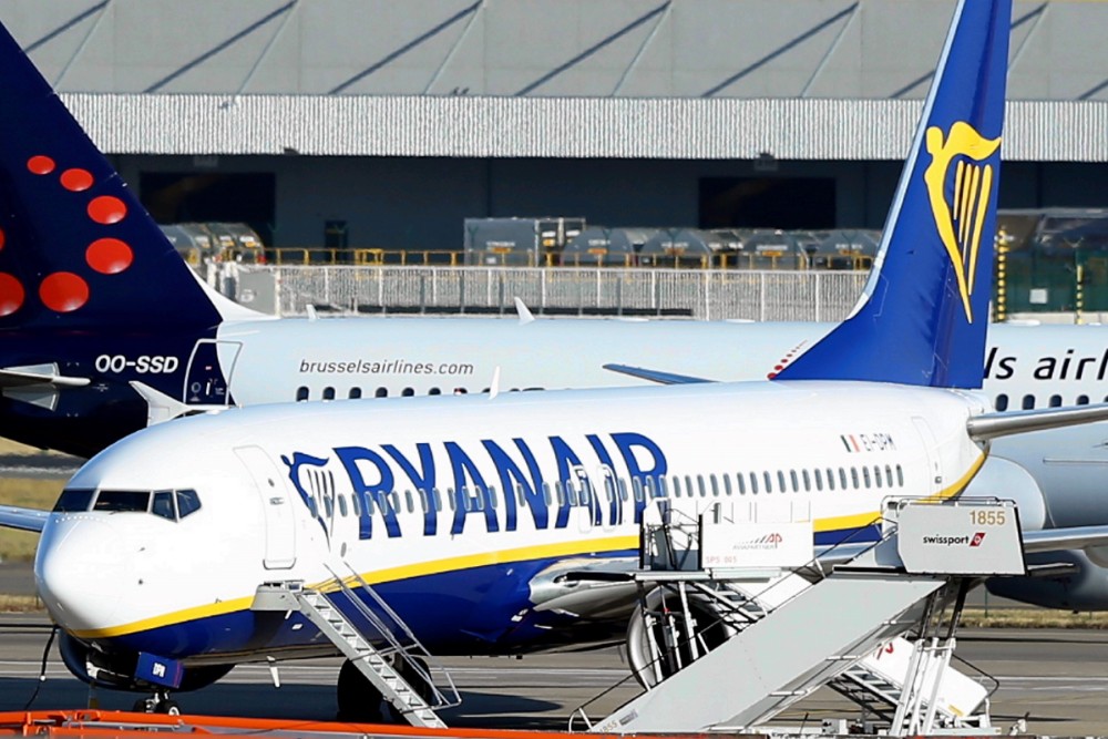 RYANAIR anunță trei curse săptămânale pe relația București-Londra. De ...