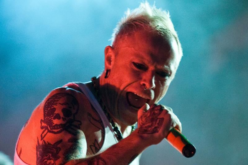 Obiecte ale lui Keith Flint, fostul solist Prodigy, vândute la ...