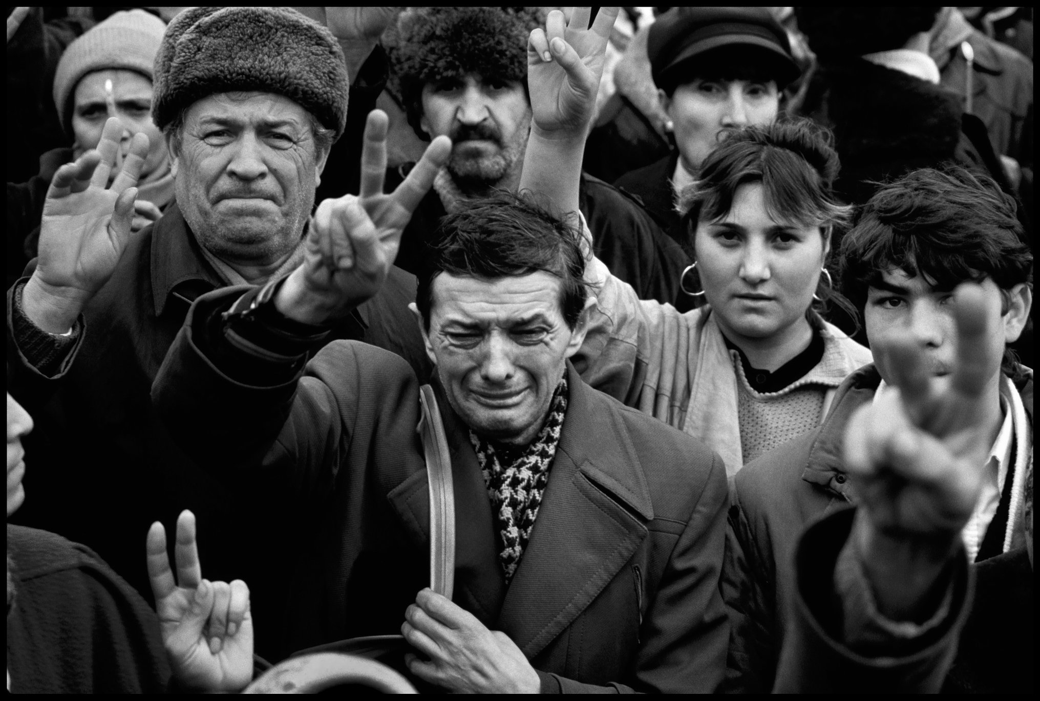 Impresionant! Cea mai emoționantă imagine surprinsă la Revoluție ...