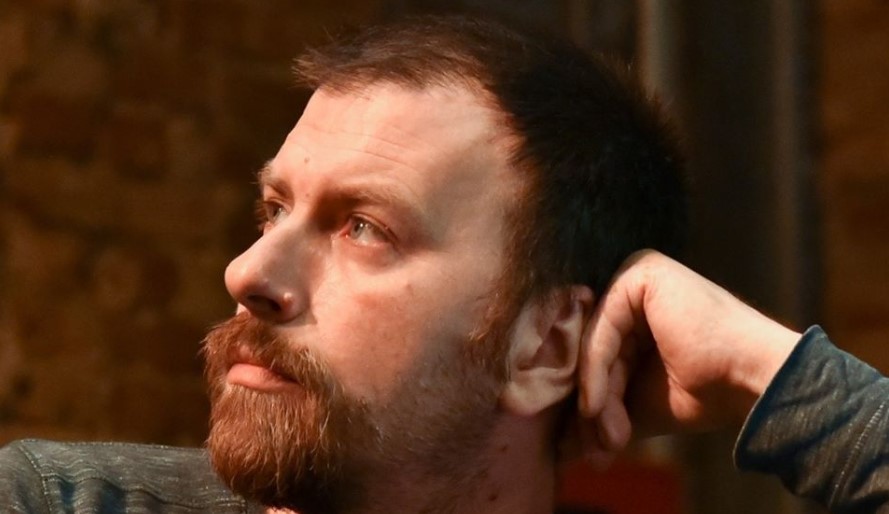 EXCLUSIV | Adrian Albu, supravieţuitor al tragediei de la Colectiv, în ...