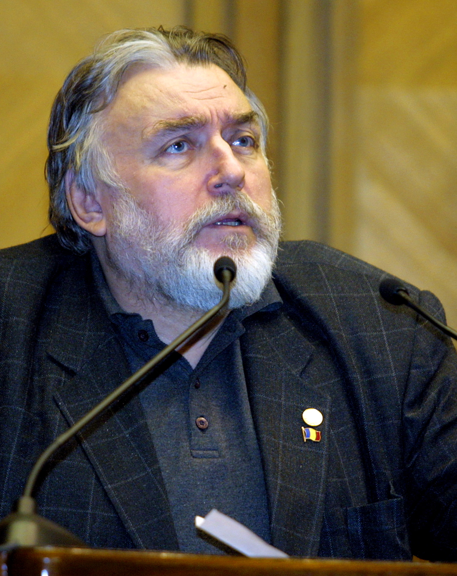 APRECIERE. Zece citate celebre semnate de Adrian Păunescu. Mulți recită ...