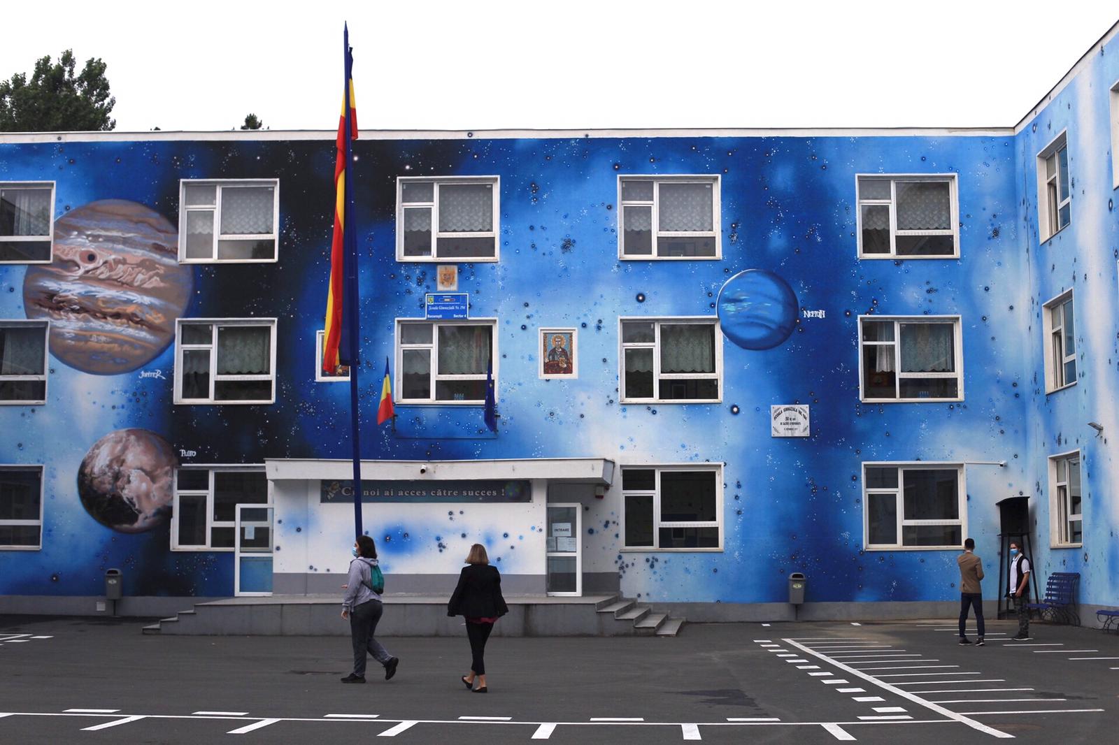 EDUCAȚIE. Școala 194 din Sectorul 4 al Capitalei și-a redeschis porțile ...