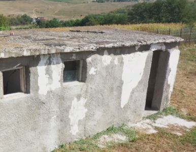 Toaleta în curte, o normalitate dureroasă în învățământul românesc ...