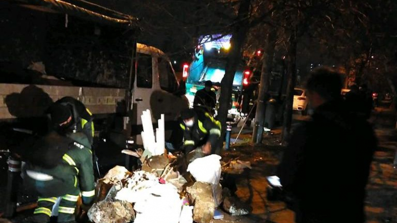 Romprest strânge gunoaiele din Sectorul 1 înainte de Sărbători ...