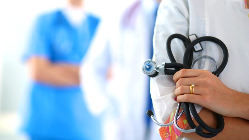 Ce salariu are o asistentă în România. Cât câștigă în fiecare lună