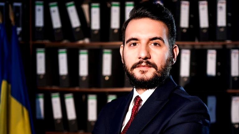 Bărbatul care a amenințat că îl va măcelări pe avocatul Adrian Cuculis ...