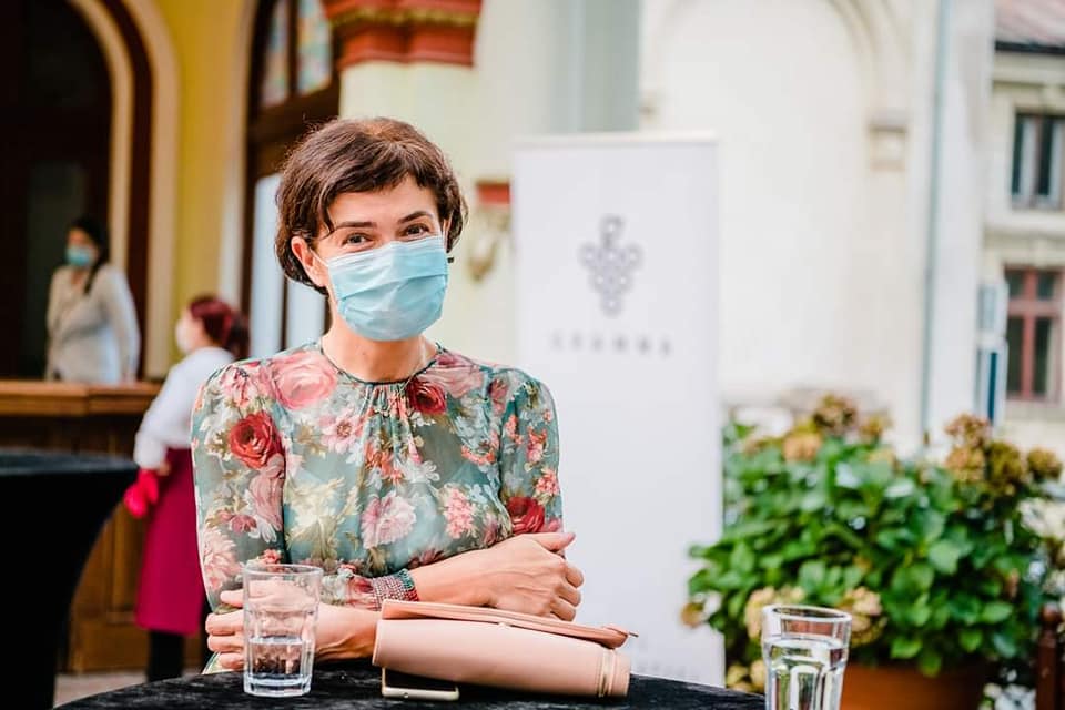 Andreea Moldovan, angajată la OMS. Și-a schimbat numele în Căpâlna