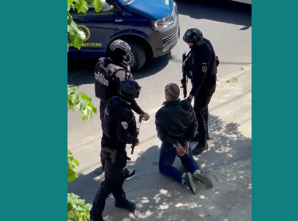 Cuțitarul din autobuz, prins de SRI, nu este la prima faptă de acest ...