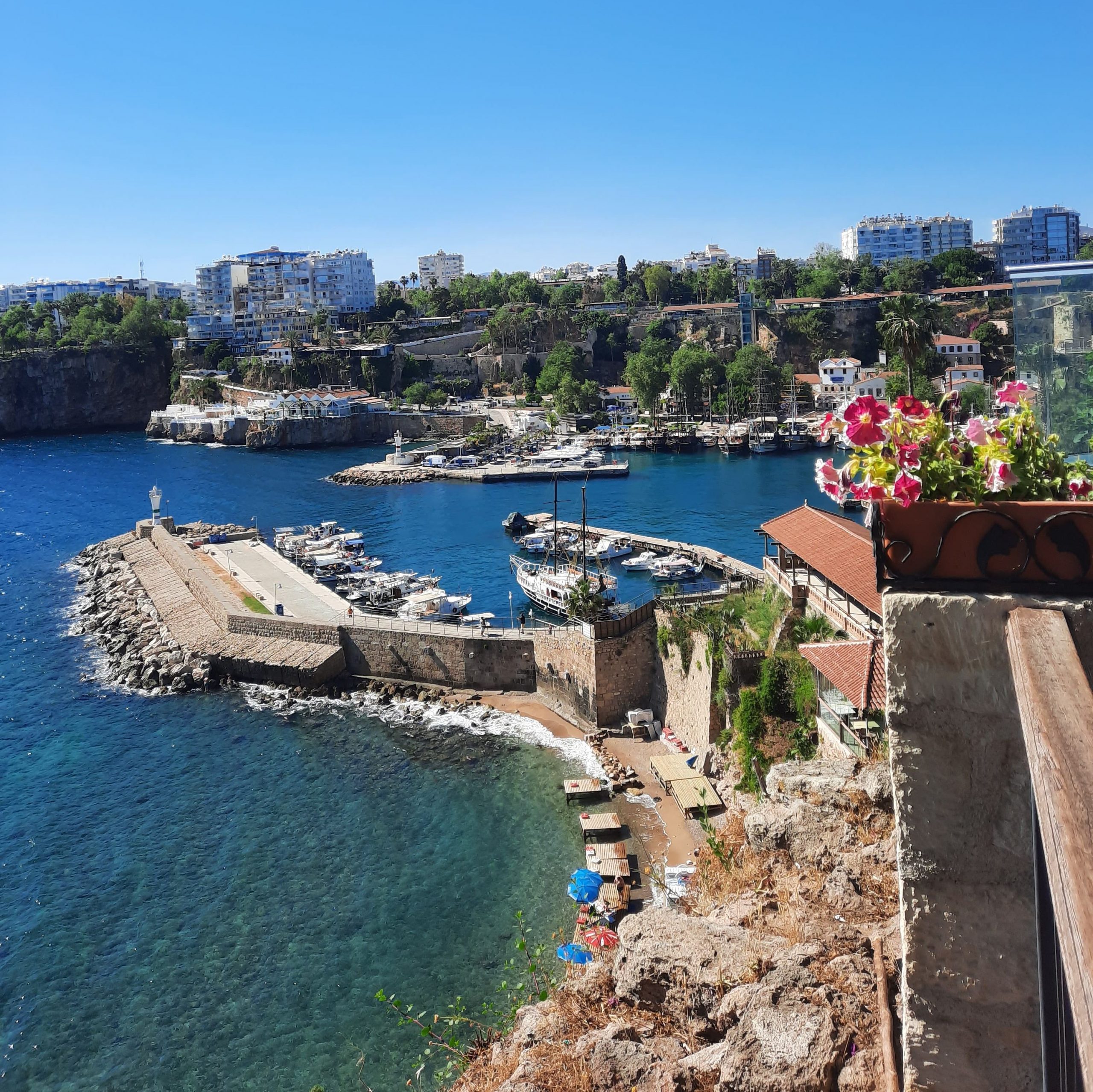 Românii ar putea merge în Turcia fără testul PCR. Când ar urma să intre ...