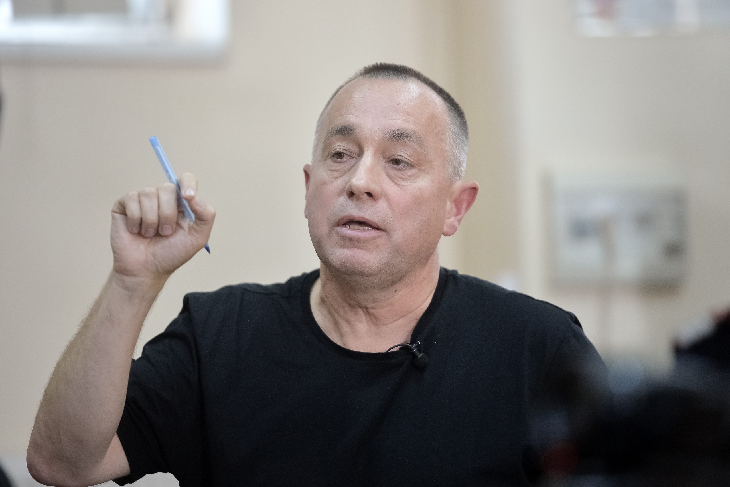 ROMÂNIA TV: Șefii Ringier România, anchetați intern pentru sinuciderea ...