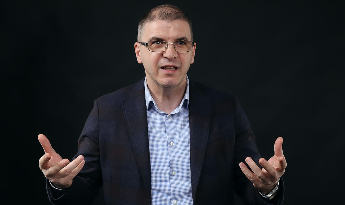 Mario Ernest Caloianu propune un proiect de lege destinat românilor