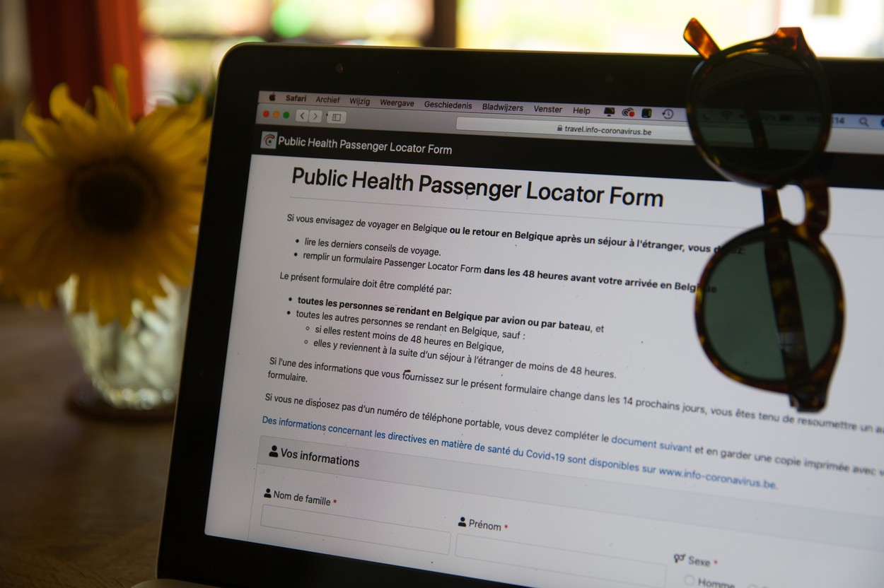 Toate persoanele care intră în România trebuie să completeze PLF