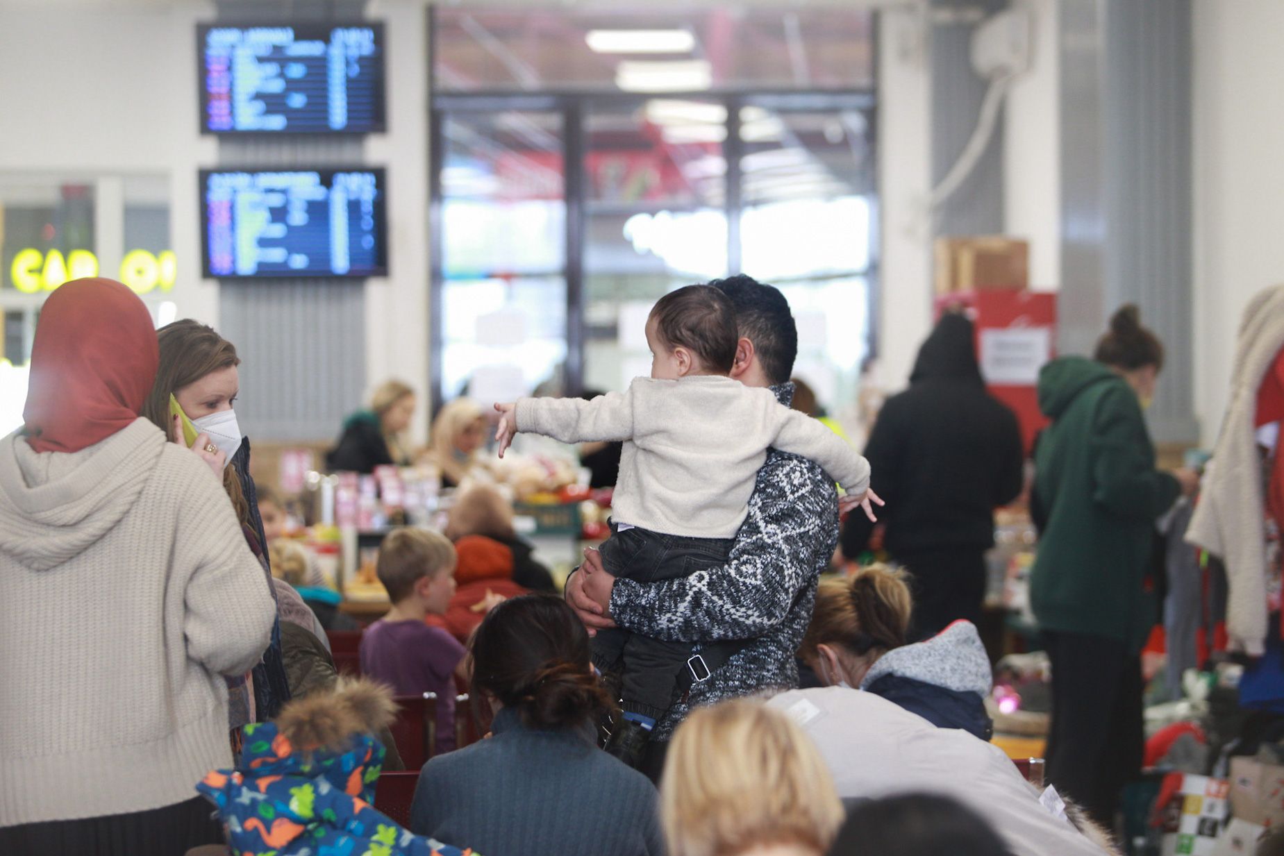 Ce se întâmplă cu acei copii din Ucraina care intră în România fără ...