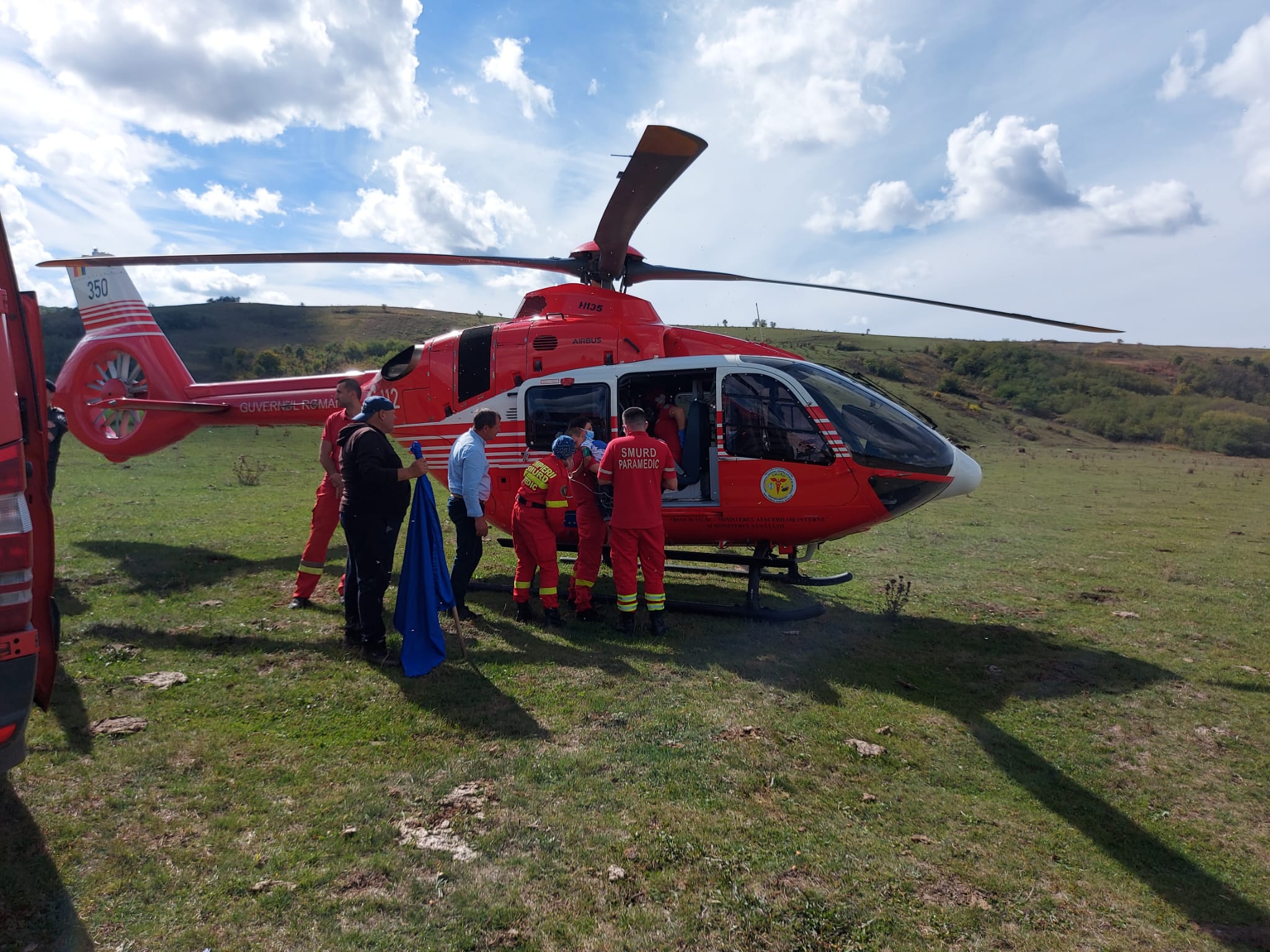 Un copil de 4 ani din Vaslui s-a electrocutat, după ce a atins un cablu al unei instalații ...