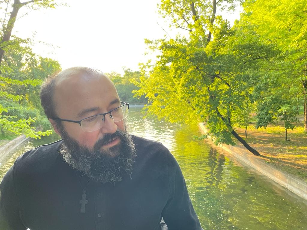 Preotul Visarion Alexa, plasat sub control judiciar