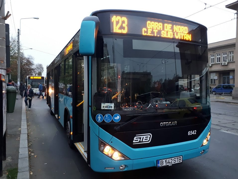 Opt linii STB vor circula pe trasee modificate duminică