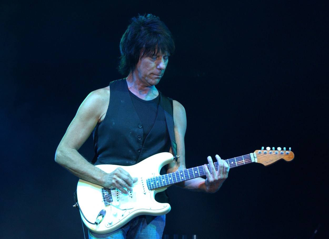 Doliu în lumea muzicii! Legendarul chitarist britanic Jeff Beck a murit ...