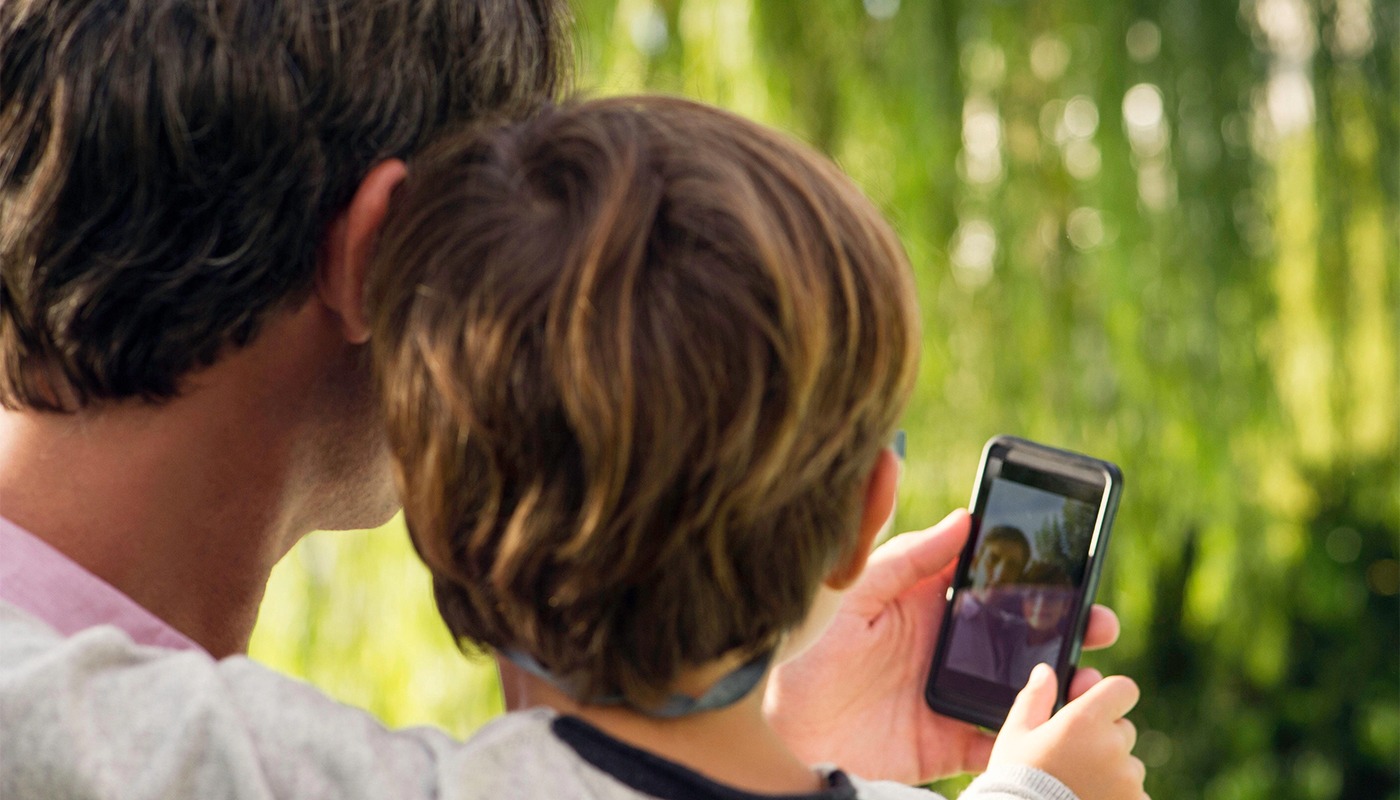 Părinților li s-a INTERZIS să posteze fotografii cu copiii lor pe ...