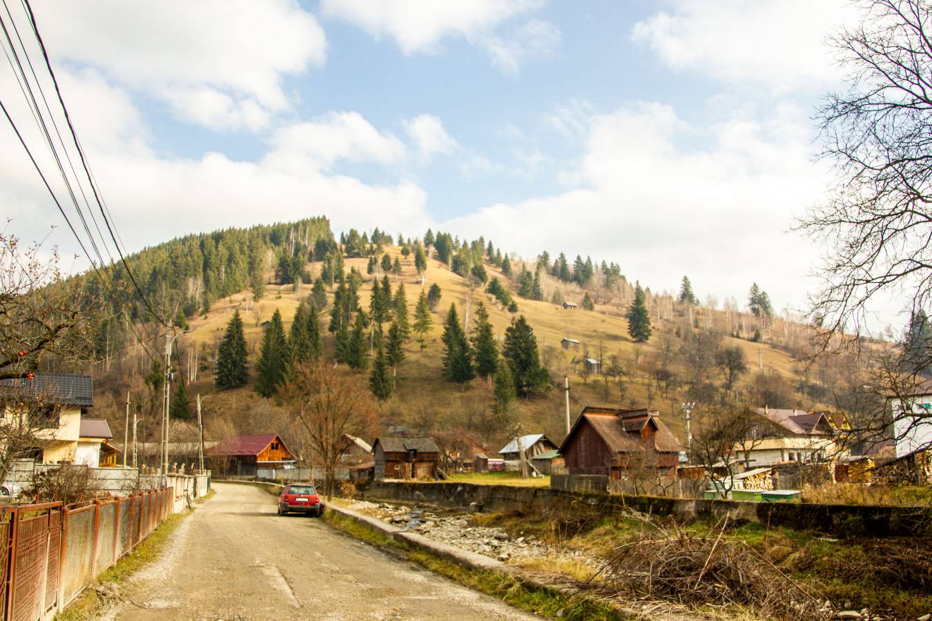 Comuna din România în care elevii învață o meserie de pe băncile școlii