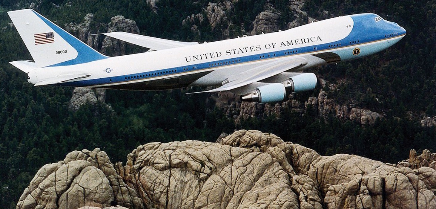 Cu ce avioane zboară premierii și șefii celor mai PUTERNICE state din ...