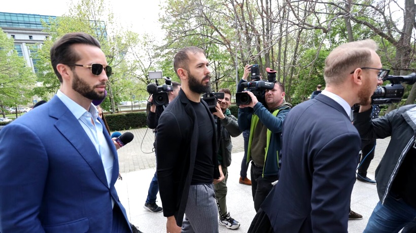 Fraţii Tate rămân în continuare în arest la domiciliu. Decizia Curţii de Apel Bucureşti este ...