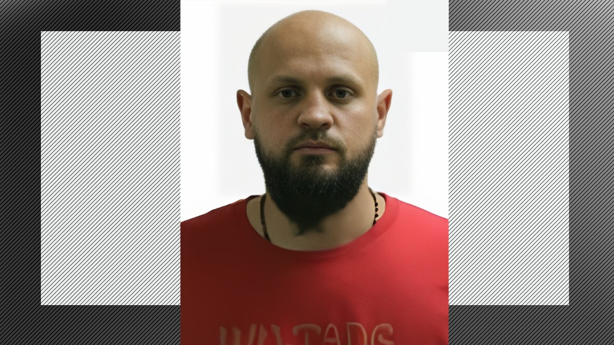 Celebrul hacker Mihai Ionuț Păunescu, alias “Virus”, a fost condamnat ...