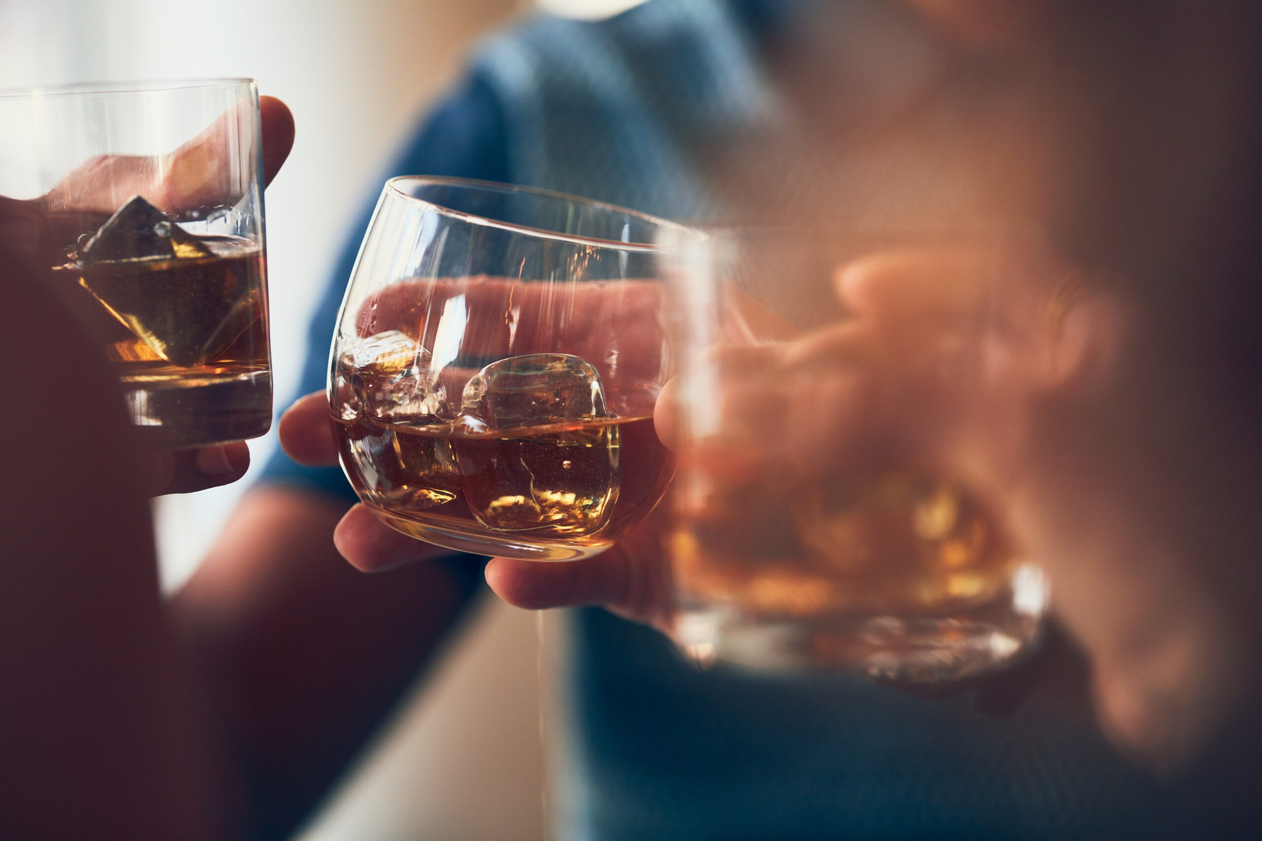 Interzis la alcool, dupa ora 20:00. Măsura luată de autoritățile dintr ...