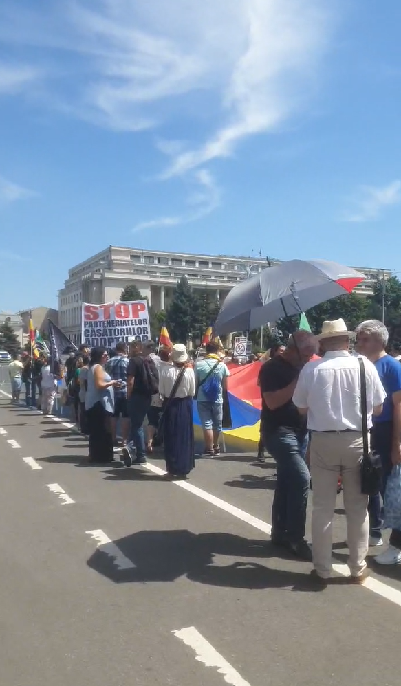 Înaintea paradei Bucharest Pride 2023, în București are loc Marșul ... Înaintea paradei Bucharest Pride 2023, în București are loc Marșul ...