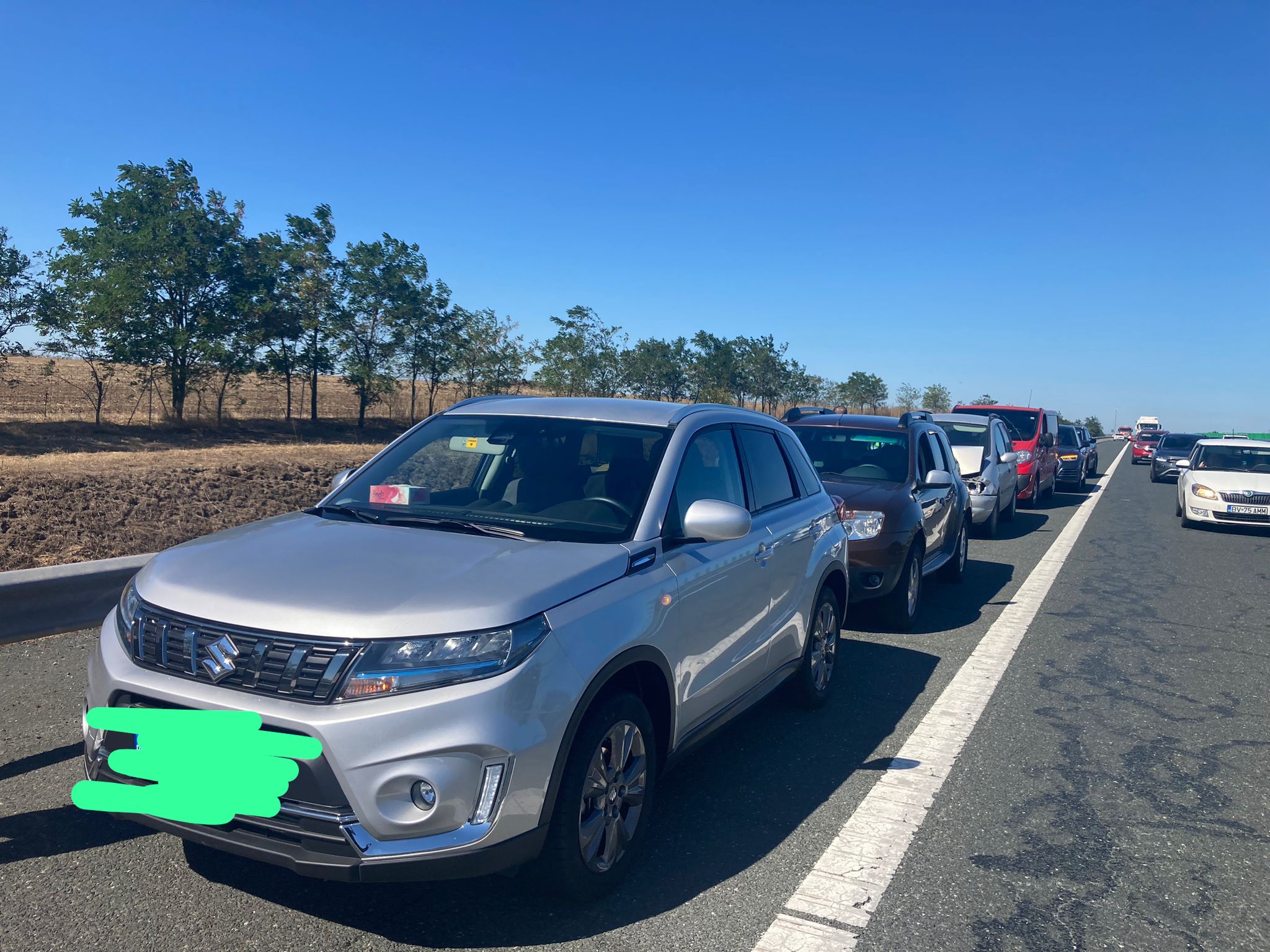 Accident pe Autostrada A2: Opt maşini, în care erau 18 adulți și patru ...