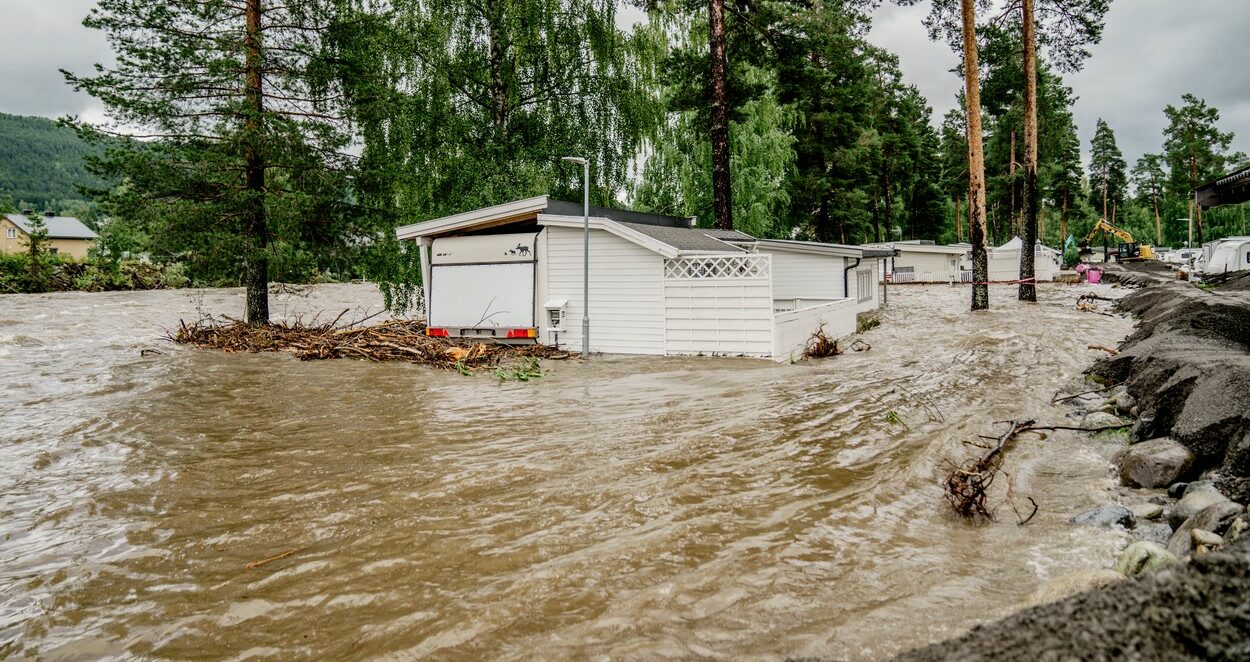Alertă de la INHGA: COD ROȘU de inundații pe râuri din Iași, Vaslui și ...
