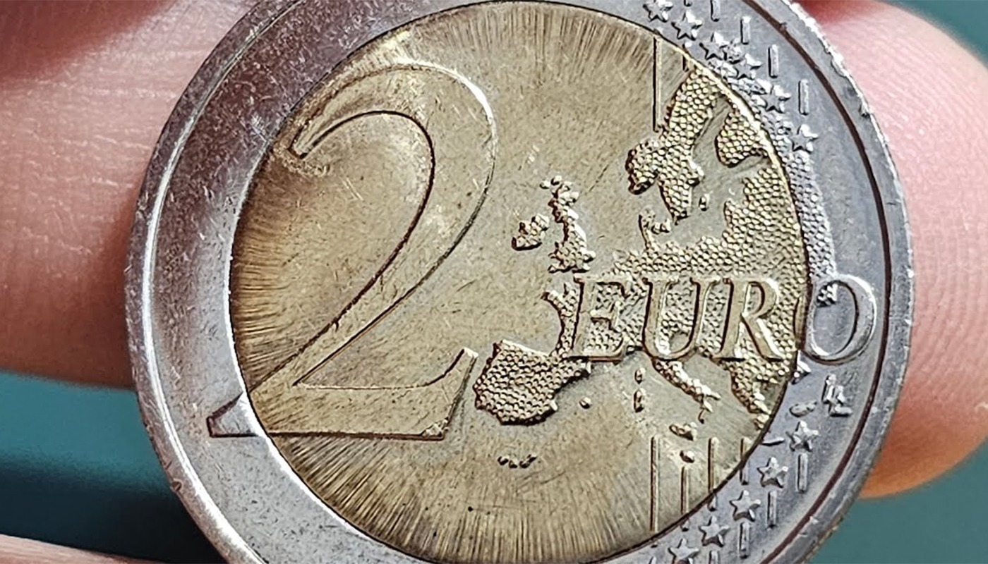 Moneda de 2 euro care te poate îmbogăți! Dacă o găsești acasă, poți ...
