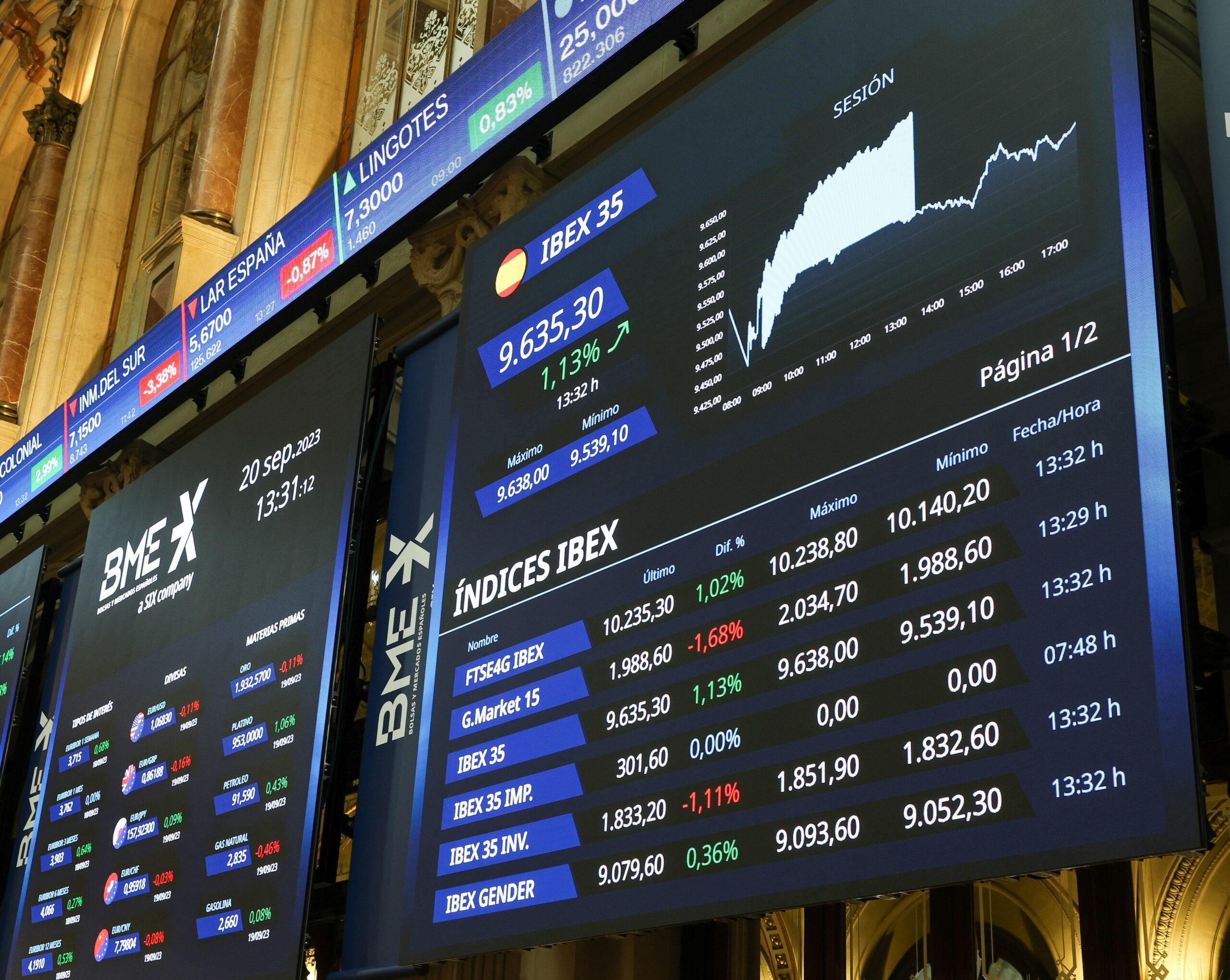 Fed menține nivelul dobânzii de referință în SUA, dar semnalează că ar ...