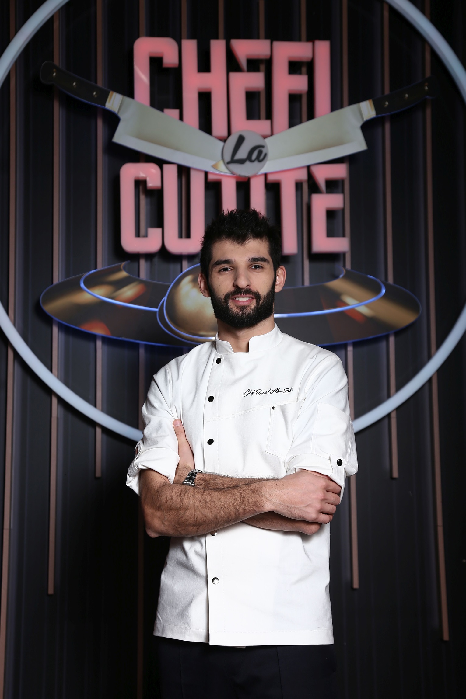 În cartea sa, celebrul chef Richard povestește abuzurile pe care le-a ...