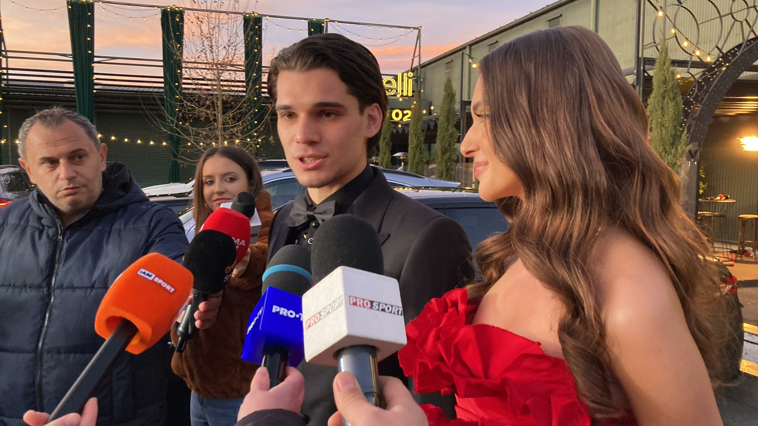 Meniul de la petrecerea de cununie a lui Ianis Hagi. Ce preparate vor ...