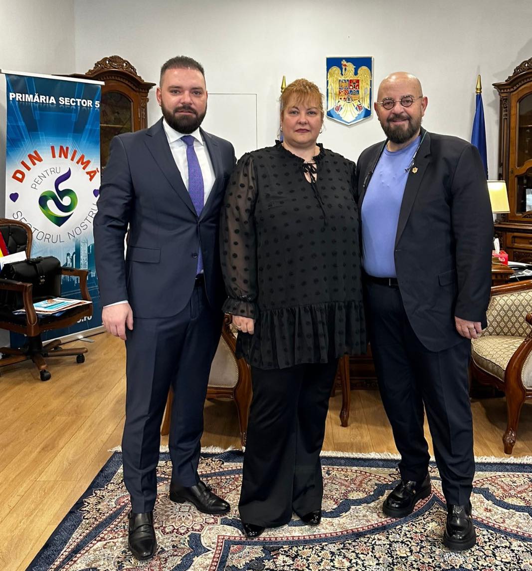 Toți membrii filialei PMP Sector 5 au demisionat. S-au înscris în ...