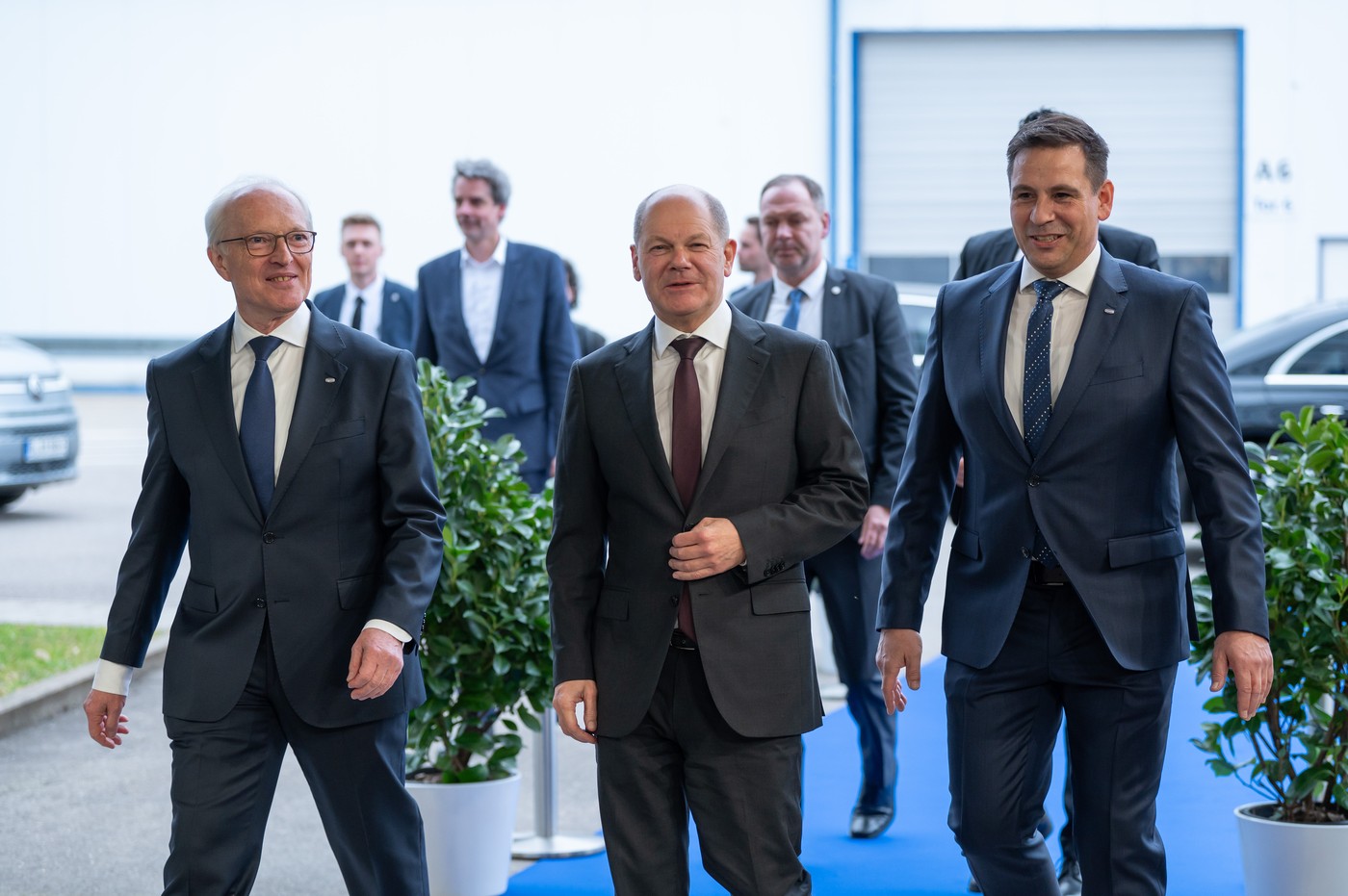 Scholz reiterează că Germania NU VA FURNIZA Ucrainei rachete Taurus ...