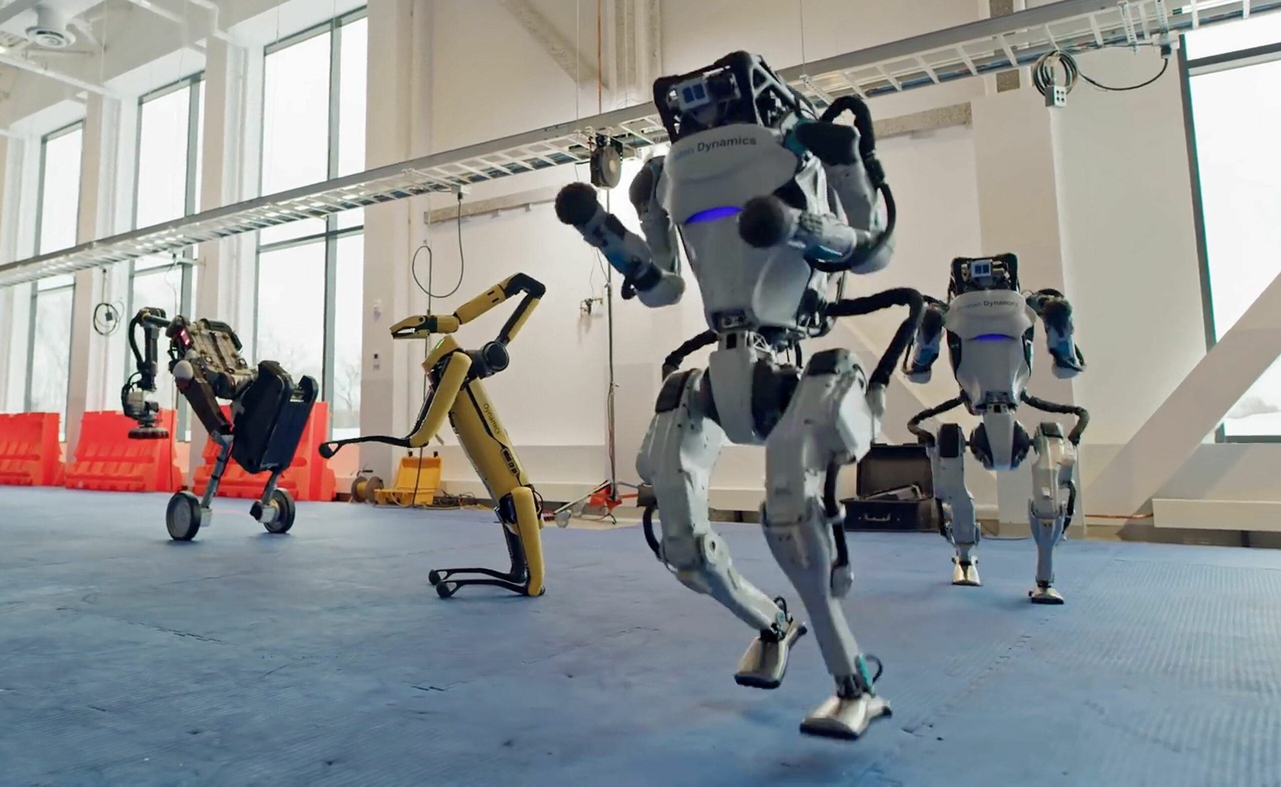 Robot nou pe piață. Are mobilitate mai mare