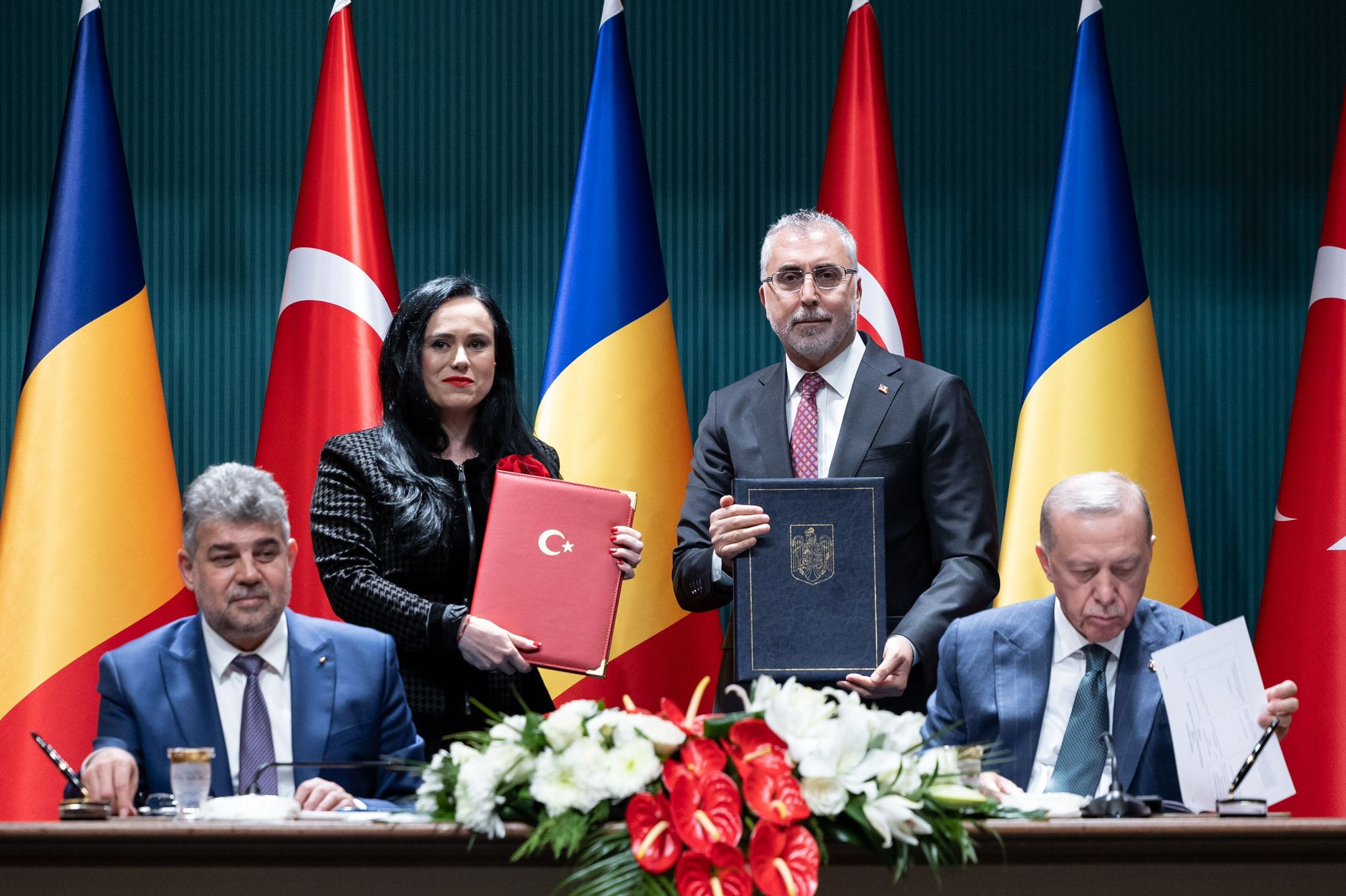 Ministerul Muncii: România îşi întăreşte relaţiile bilaterale cu TURCIA ...