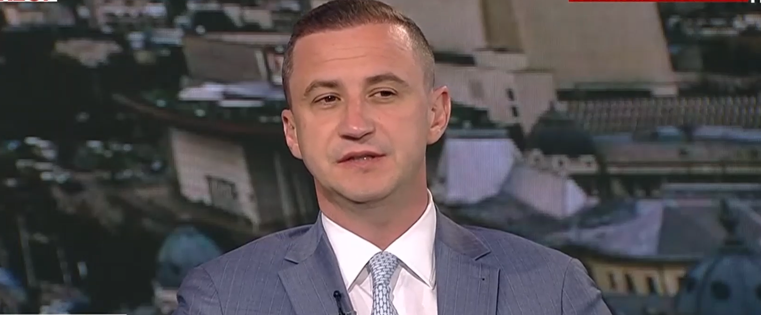 Alfred SIMONIS demontează sondajele ce-l plasează pe Nicușor Dan pe ...