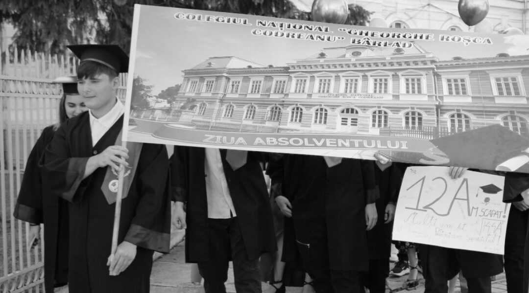 Iustin a murit la doar 19 ani, într-un accident ! Tânărul se întorcea ...